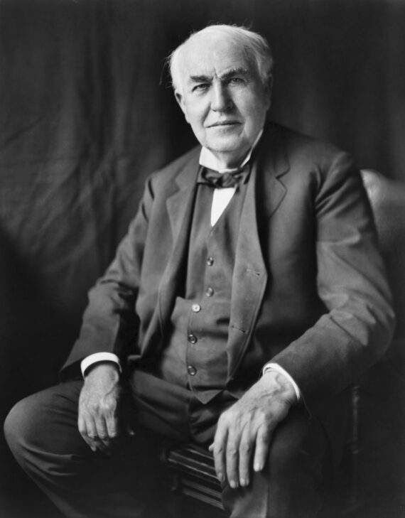 Thomas Edison: The Man Who Lit Up the World | Novo Learner